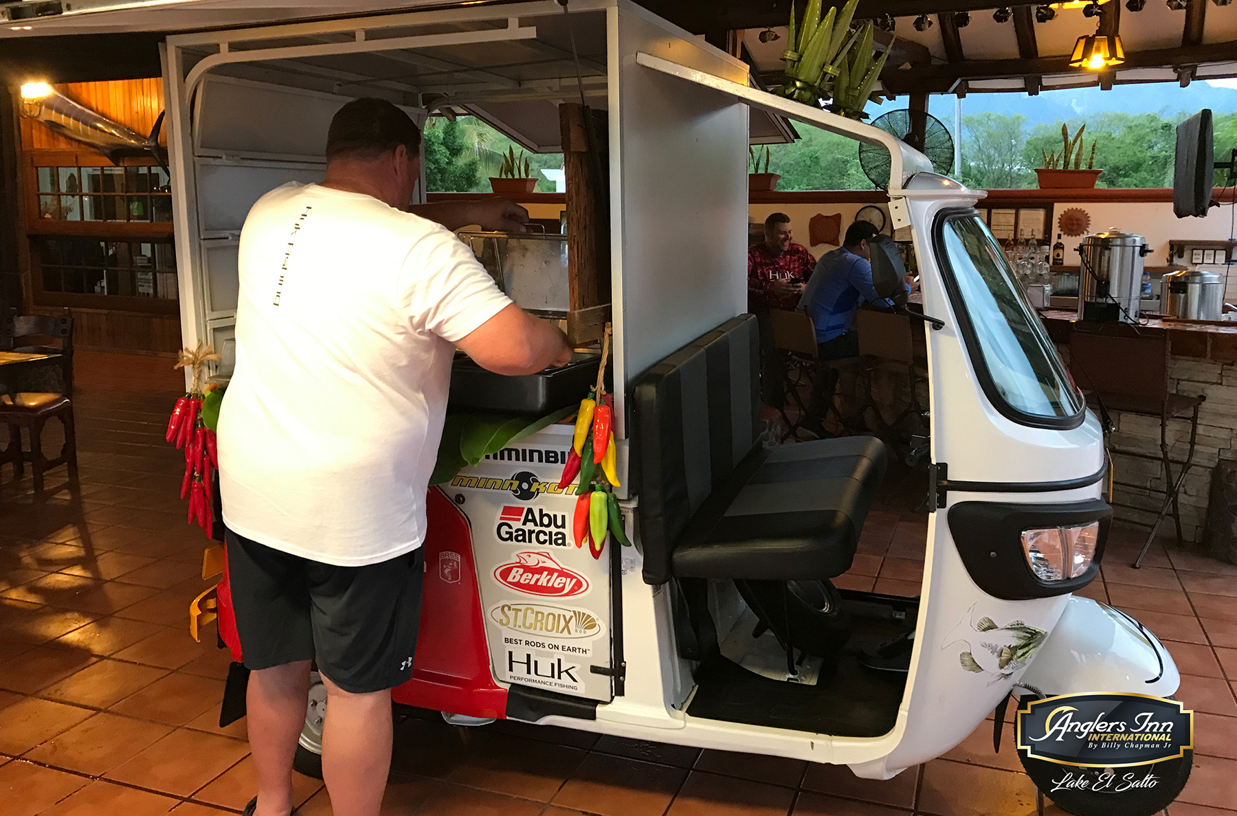 Lake El Salto - Anglers Inn